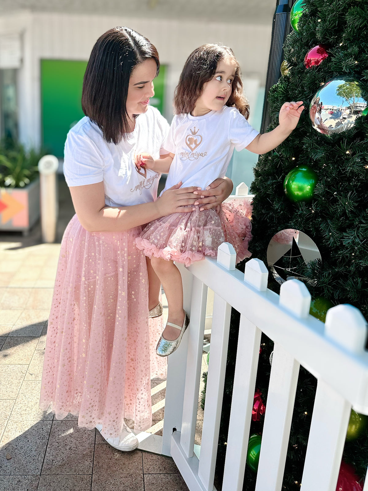 “Mimi Miya” Embroidered Logo Girl’s Cotton T-Shirt | Mimi Miya